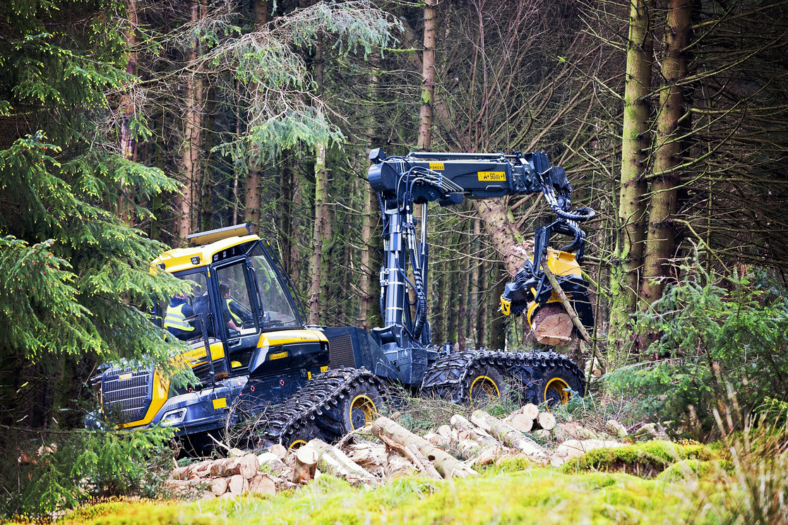 Компания Ponsse объявила конкурс на звание лучшего оператора своей ...